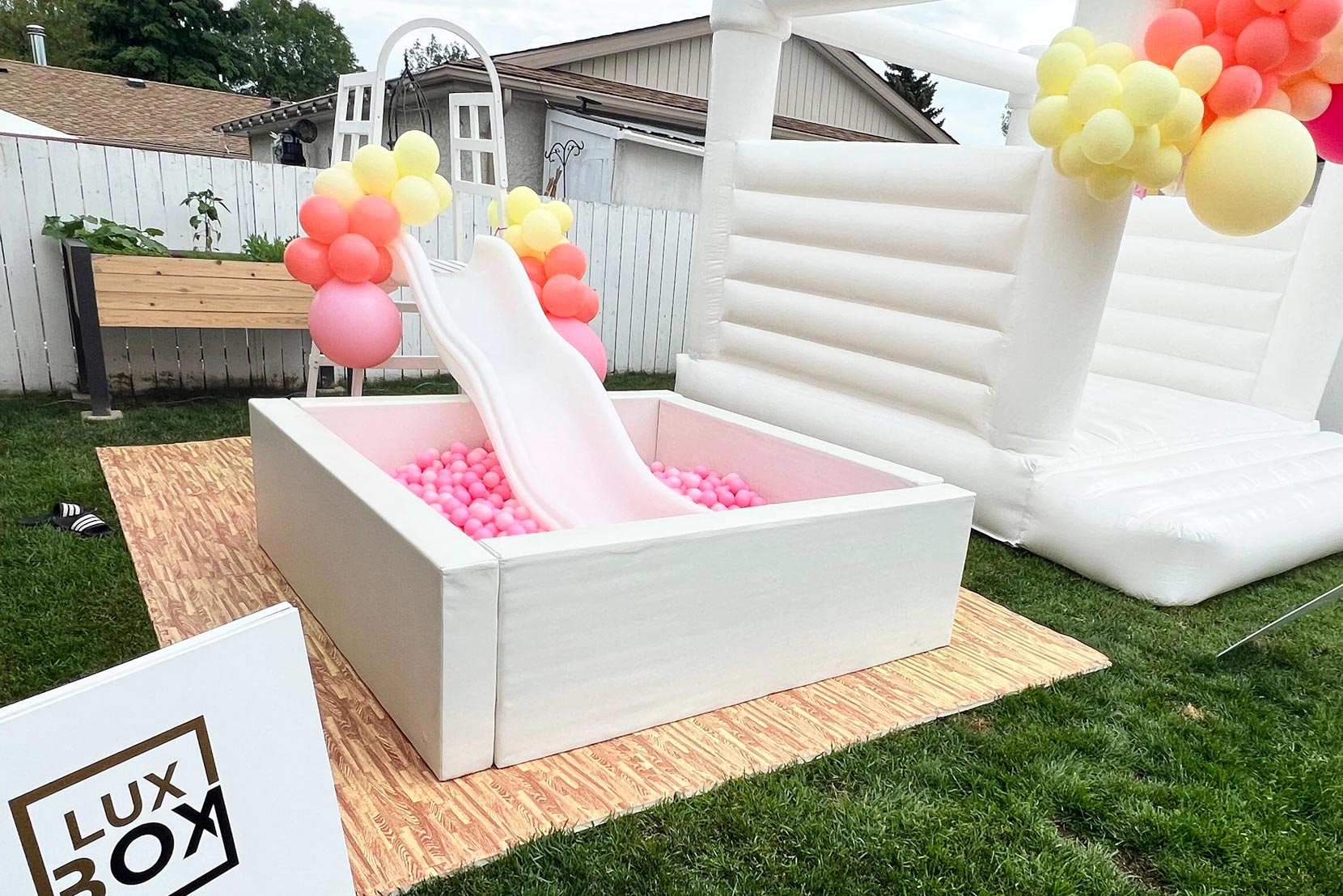 Luxbox Ballpit and Softplay Rentals